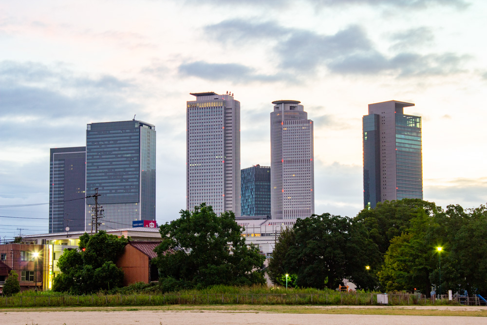 名古屋駅ビル群（0月）名古屋市中村区の観光・撮影スポットの名所 - 東海カメラマップ